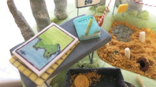 The Archaeology cake | Nelipot Lane